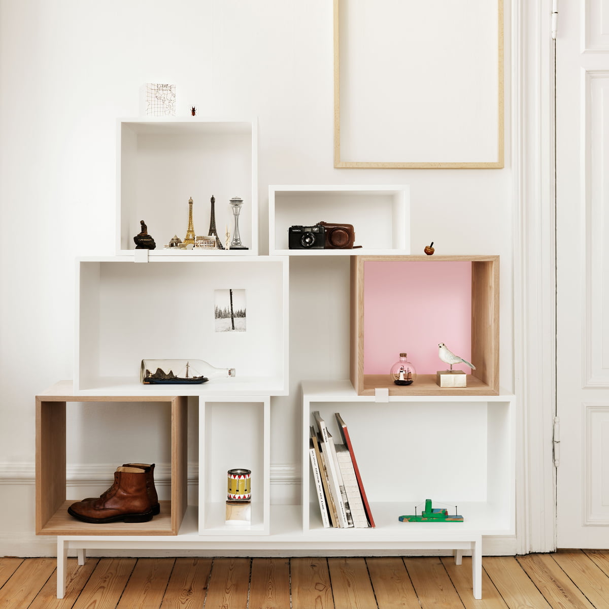 Muuto - Stacked Shelving System - white